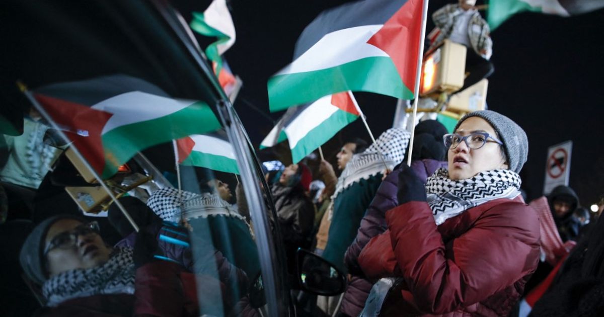 Prosvjednik s palestinskom zastavom se samozapalio ispred izraelskog konzulata u Atlanti ...