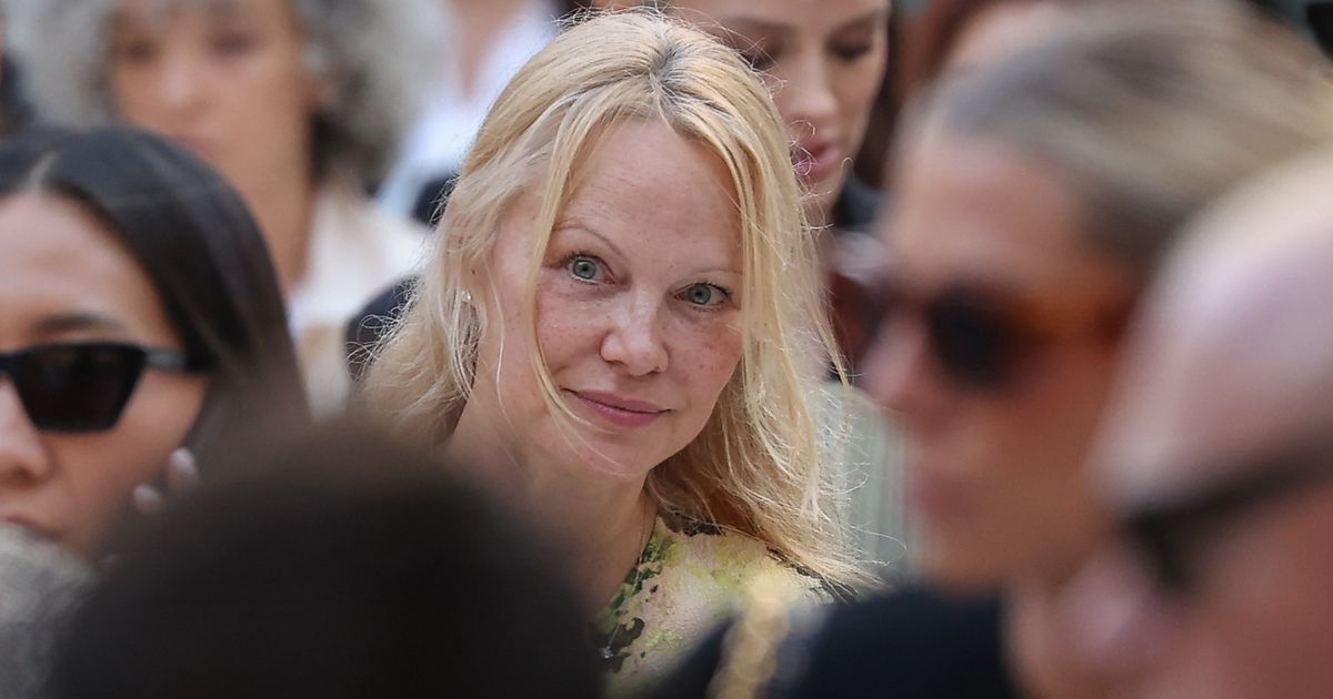 Zašto svi ovih dana pričaju o Pameli Anderson? | Super1.hr