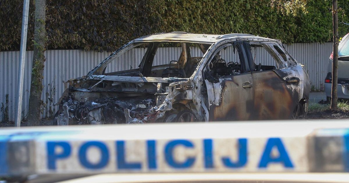 Jutros kod Zadra izgorio automobil, policija u njemu pronašla tijelo | Telegram.hr