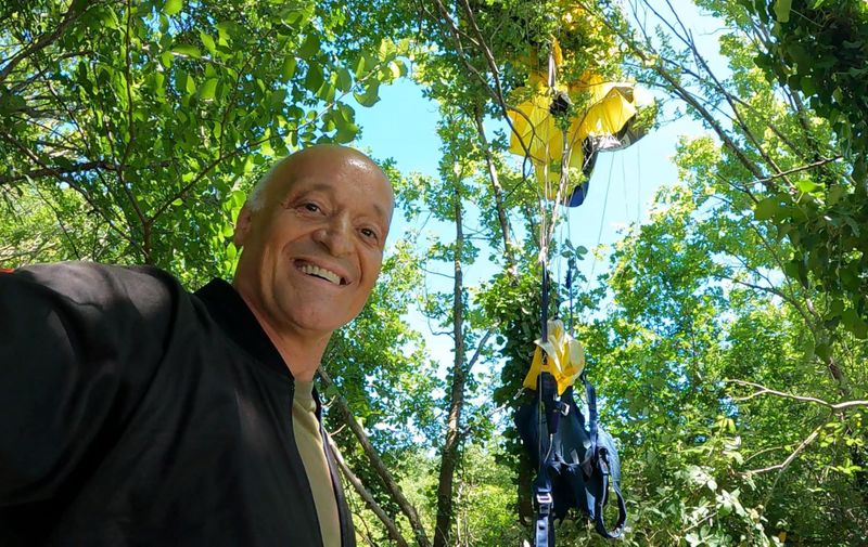 Legendarnog pilota Ivana Selaka iznevjerio padobran | Telegram.hr