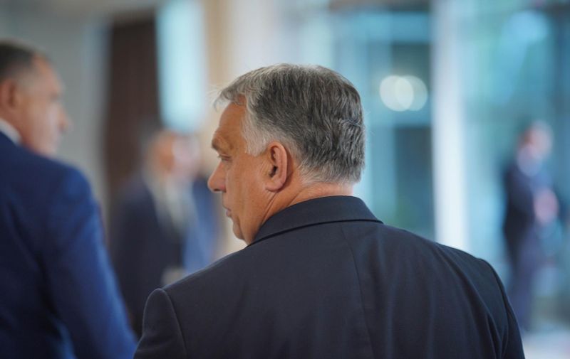 Što to opet izvodi Orban? Upravo je naredio masovno puštanje krijumčara ...