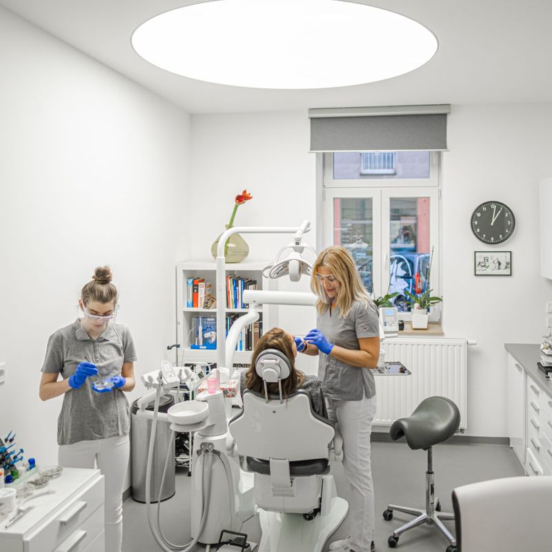 Dental Office Tina: Mala stomatološka ordinacija s velikim znanjem ...