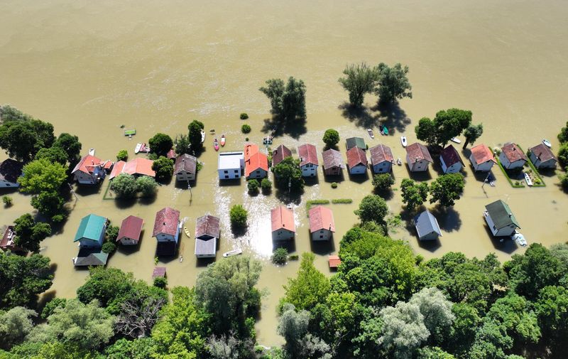 Vrhunac vodenog vala stigao u Hrvatsku. Objavljene fotografije ...
