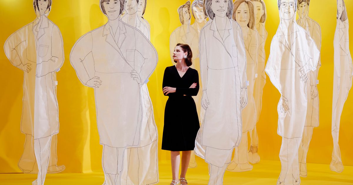 Otvorena dojmljiva izložba Ivane Mrčele koja slavi hrvatske tekstilne ...