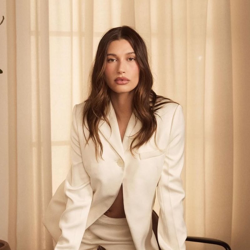 Hailey Bieber je prodala brend Rhode za milijardu dolara | Super1.hr