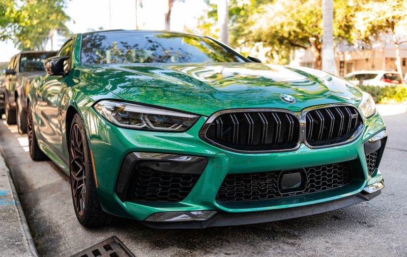 BMW oduzet 19-godišnjaku koji je vozio bez položenog vozačkog ispita ...