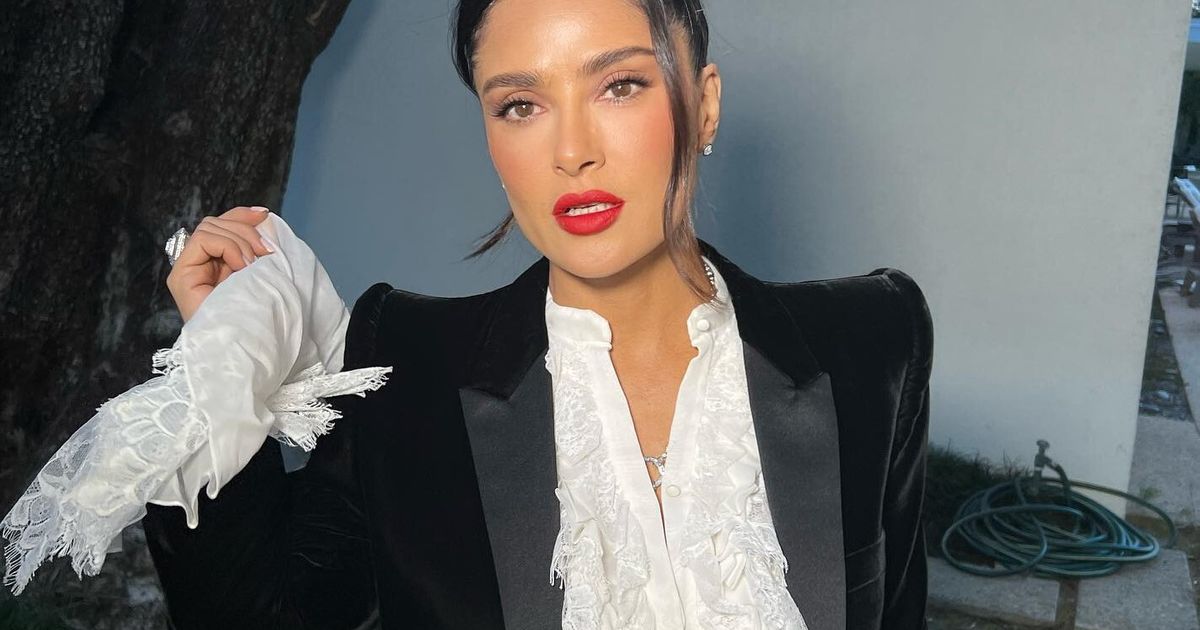 Salma Hayek prekriva sijede maskarom | Super1.hr