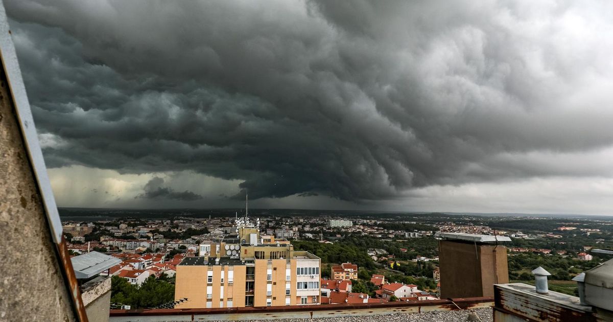 Ekstremne oluje i temperature, drastično otapanje leda na Južnom polu i ...
