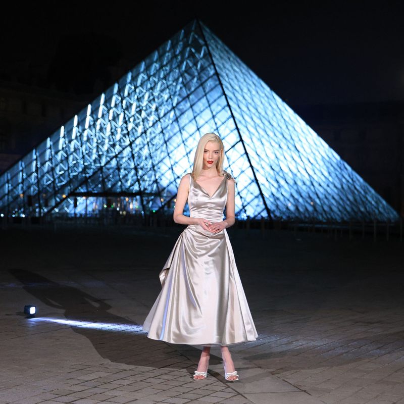 Grand Dîner du Louvre 2026.: najbolje odjevene zvijezde | Super1.hr