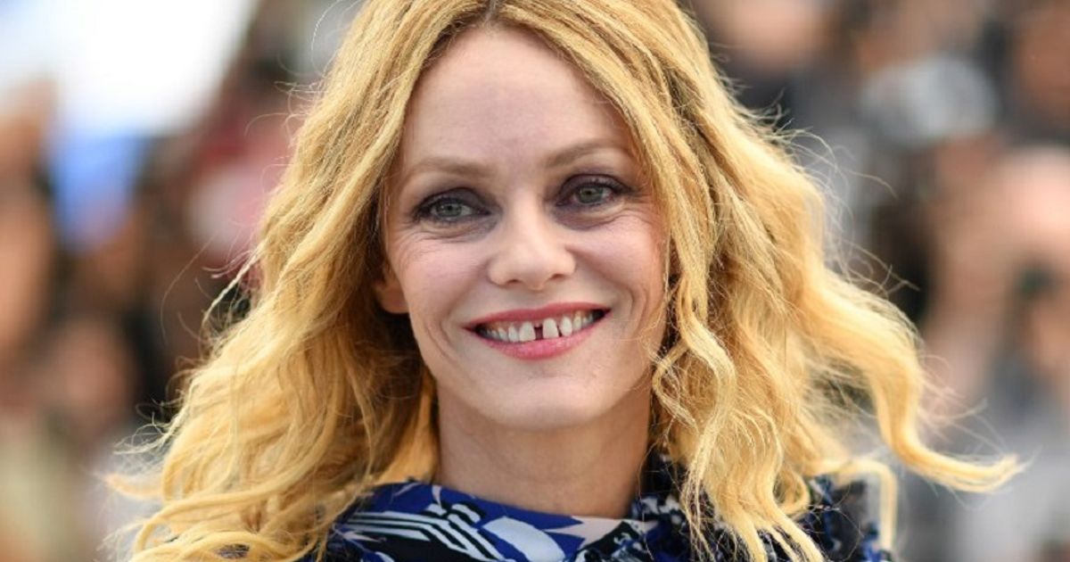 Vanessa Paradis udala se za francuskog redatelja Samuela Benchetrita | Super1.hr