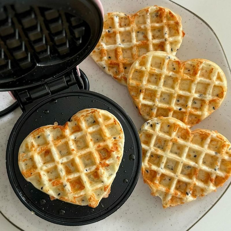 Brzi vafli recept: 3 ideje za savršen doručak ili desert | Super1.hr