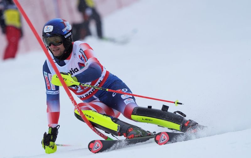 Samuel Kolega rasturio je prvu vožnju slaloma u Adelbodenu i završio na ...