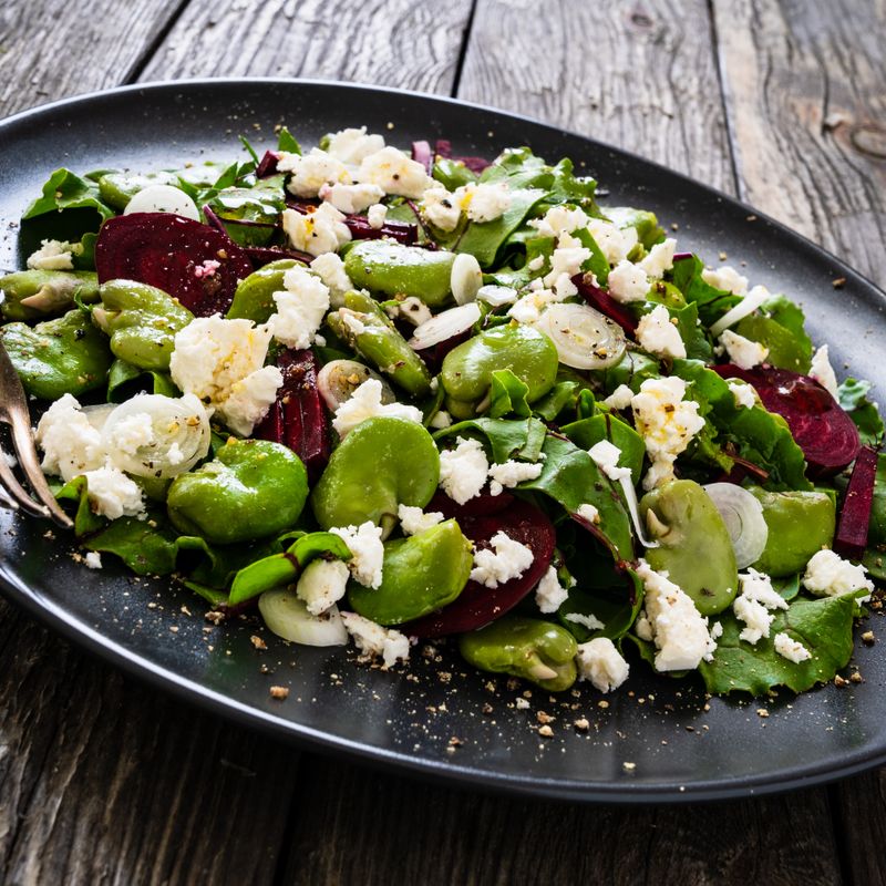 Mahune na salatu: Recept s prženim bademima i feta sirom | Super1.hr