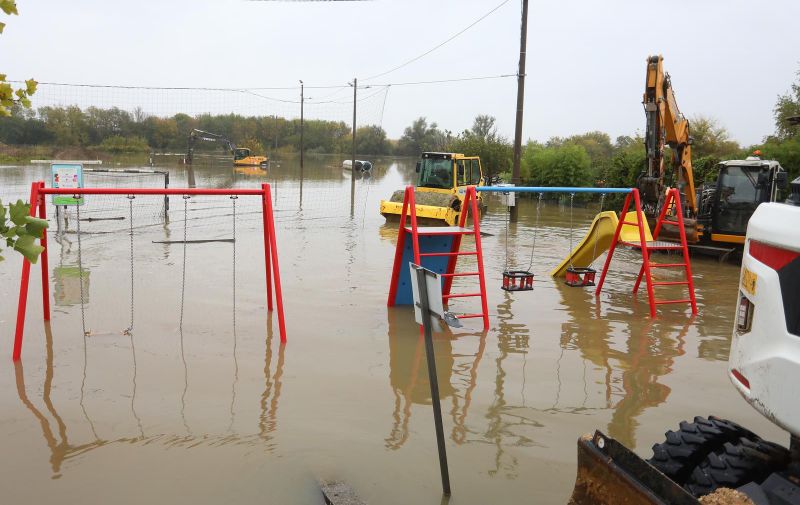 Vodostaji karlovačkih rijeka ubrzano rastu | Telegram.hr
