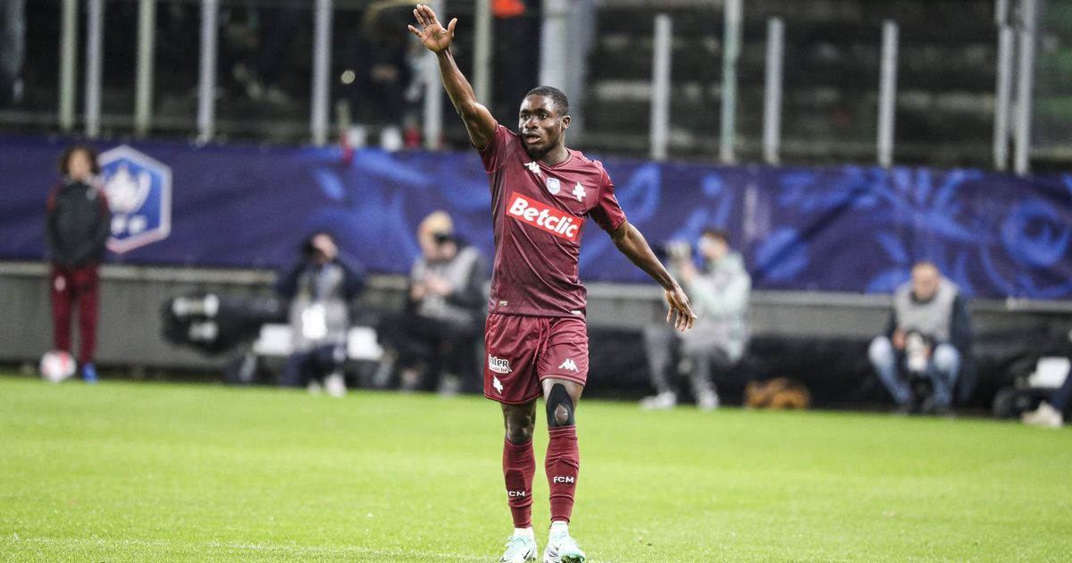 Dinamo, po francuskim izvorima, dovodi desnog beka. I ne samo to, već ...