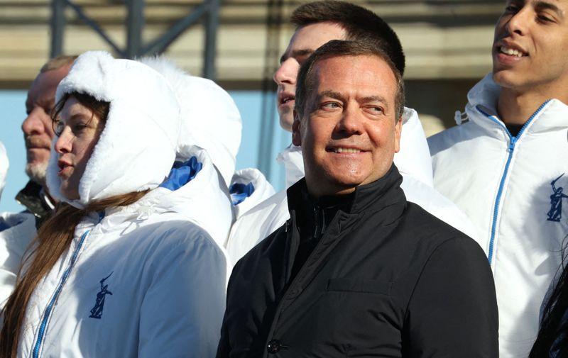 Medvedev: Smrt puše Zelenskom za vrat | Telegram.hr