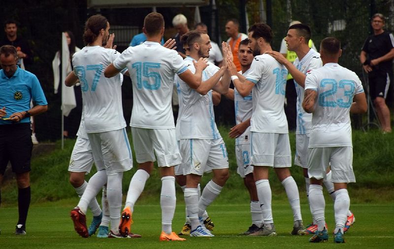 Rijeka je na pripremama minimalno svladala Radnički iz Kragujevca ...