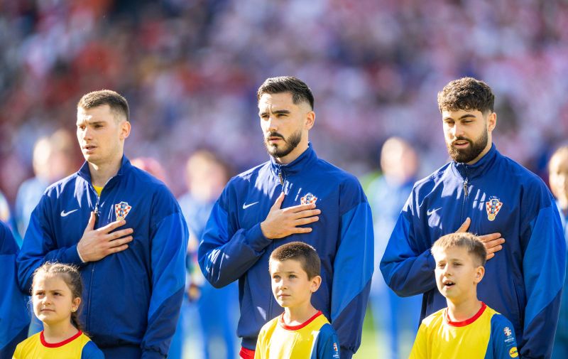 Poslušajte spektakularno pjevanje himne u Hamburgu | Telegram.hr