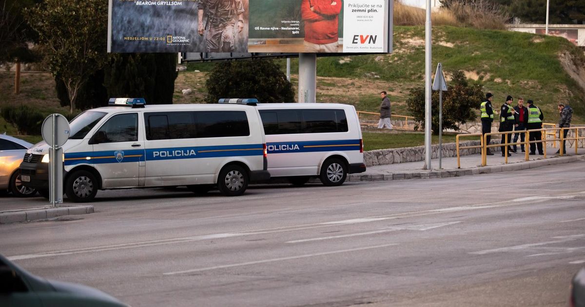 Auto u Solinu naletio na dijete koje je prelazilo zebru, prebačeno je u ... Auto u Solinu naletio na dijete koje je prelazilo zebru, prebačeno je u ...