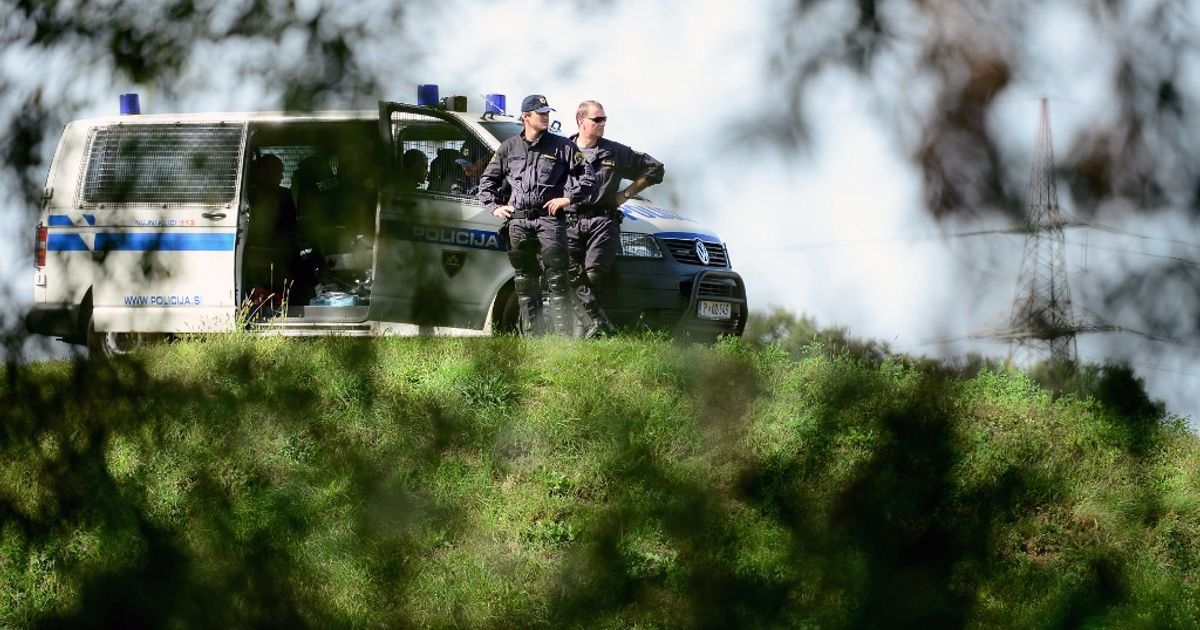 Monstruozan zločin u Sloveniji: Mladić je nožem ubio djeda, baku i strica pa se mirno predao ...