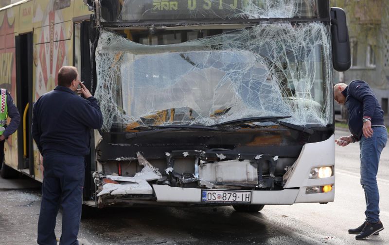 Sudar dva autobusa u Osijeku. Ozlijeđeno 20 osoba | Telegram.hr